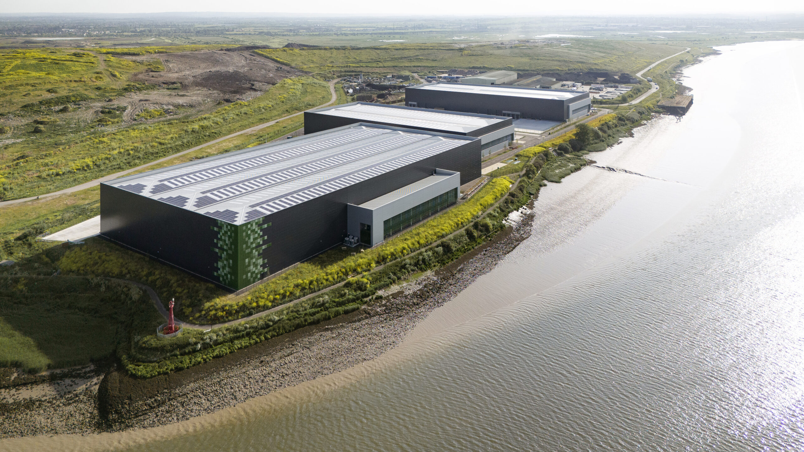HBD and Barings complete 380,000sq ft net zero carbon industrial ...